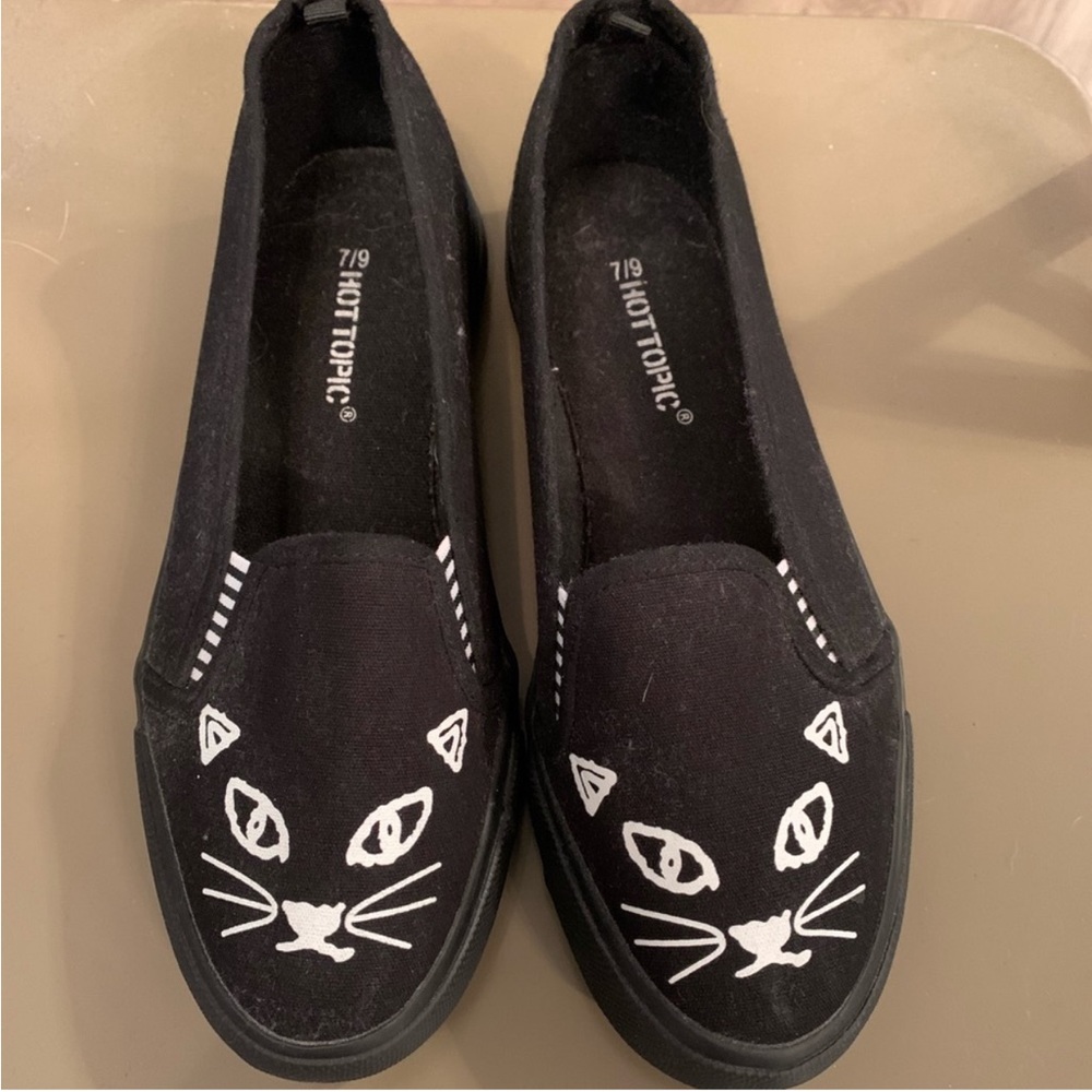 Hottopic Cat Sneakers Shoes - Gem